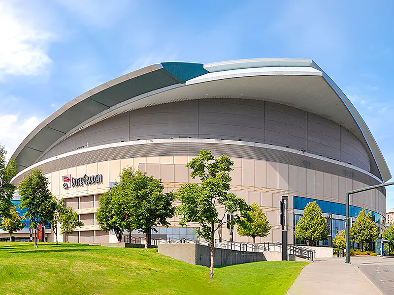 Chorus grows to keep Blazers in Portland - Coliseum